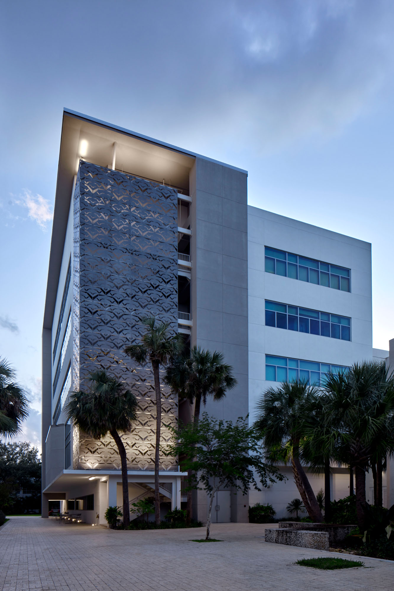 Miami Heat Sports Medicine Center - Nelson Worldwide