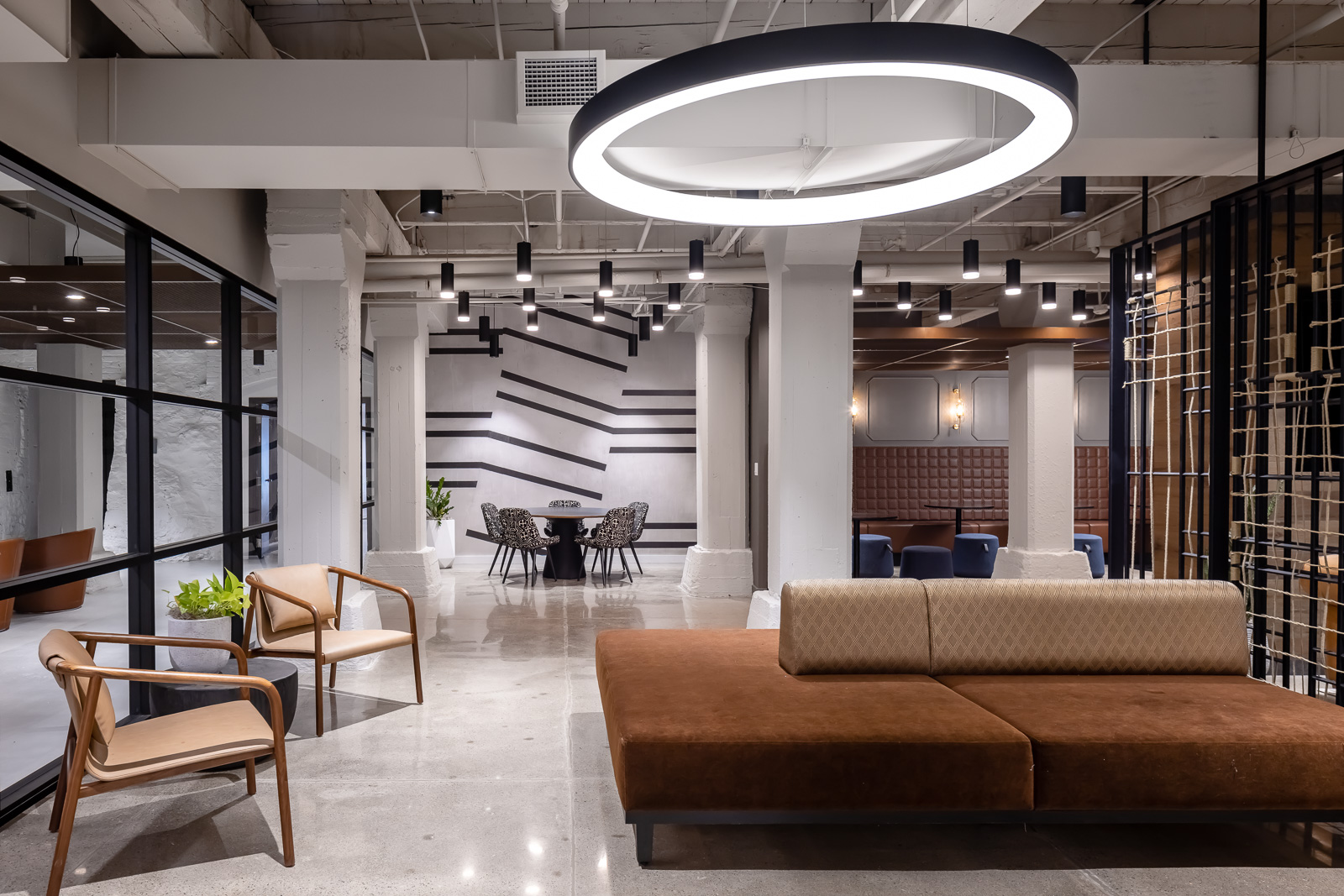 Colonial Warehouse - NELSON Worldwide