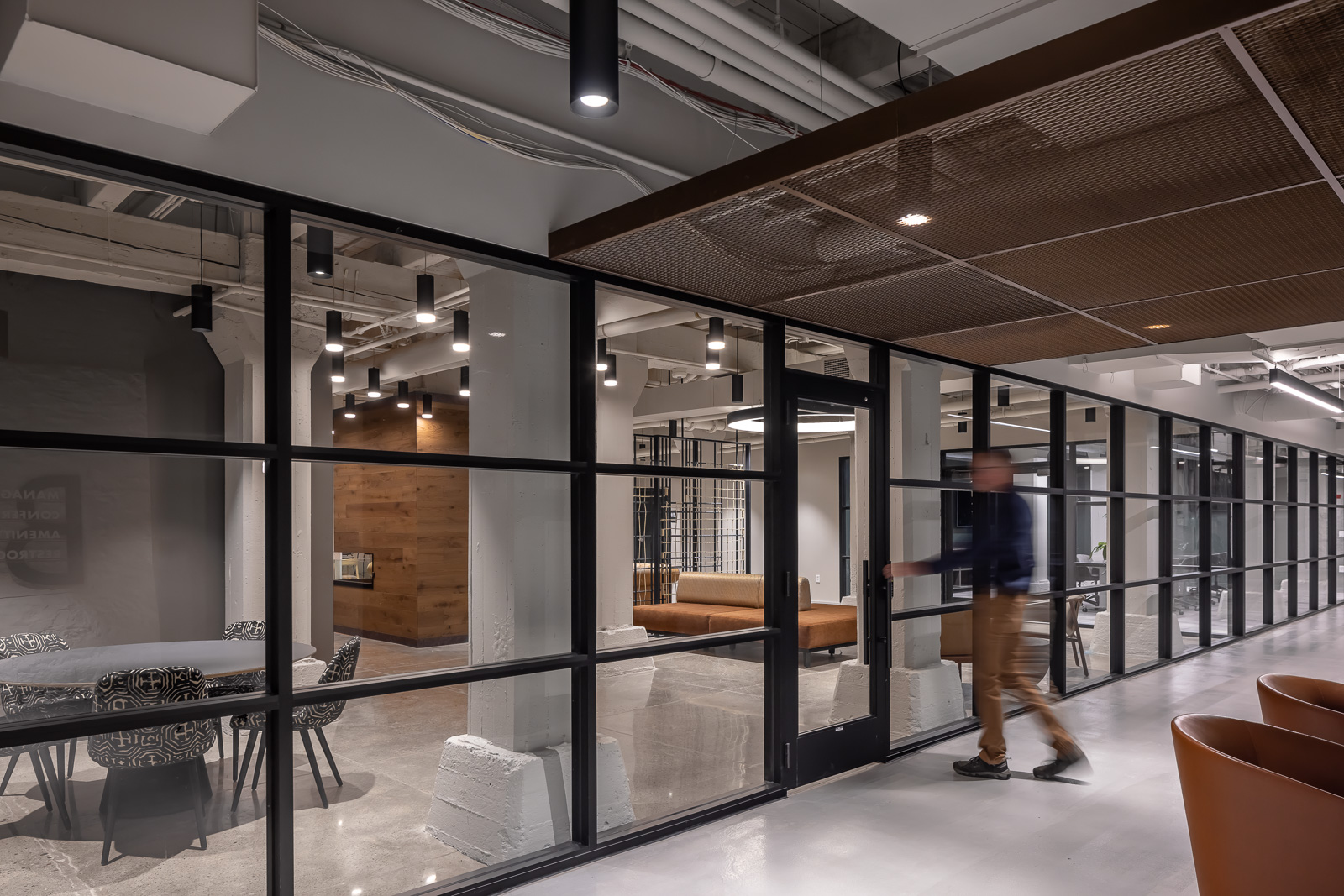 Colonial Warehouse - NELSON Worldwide