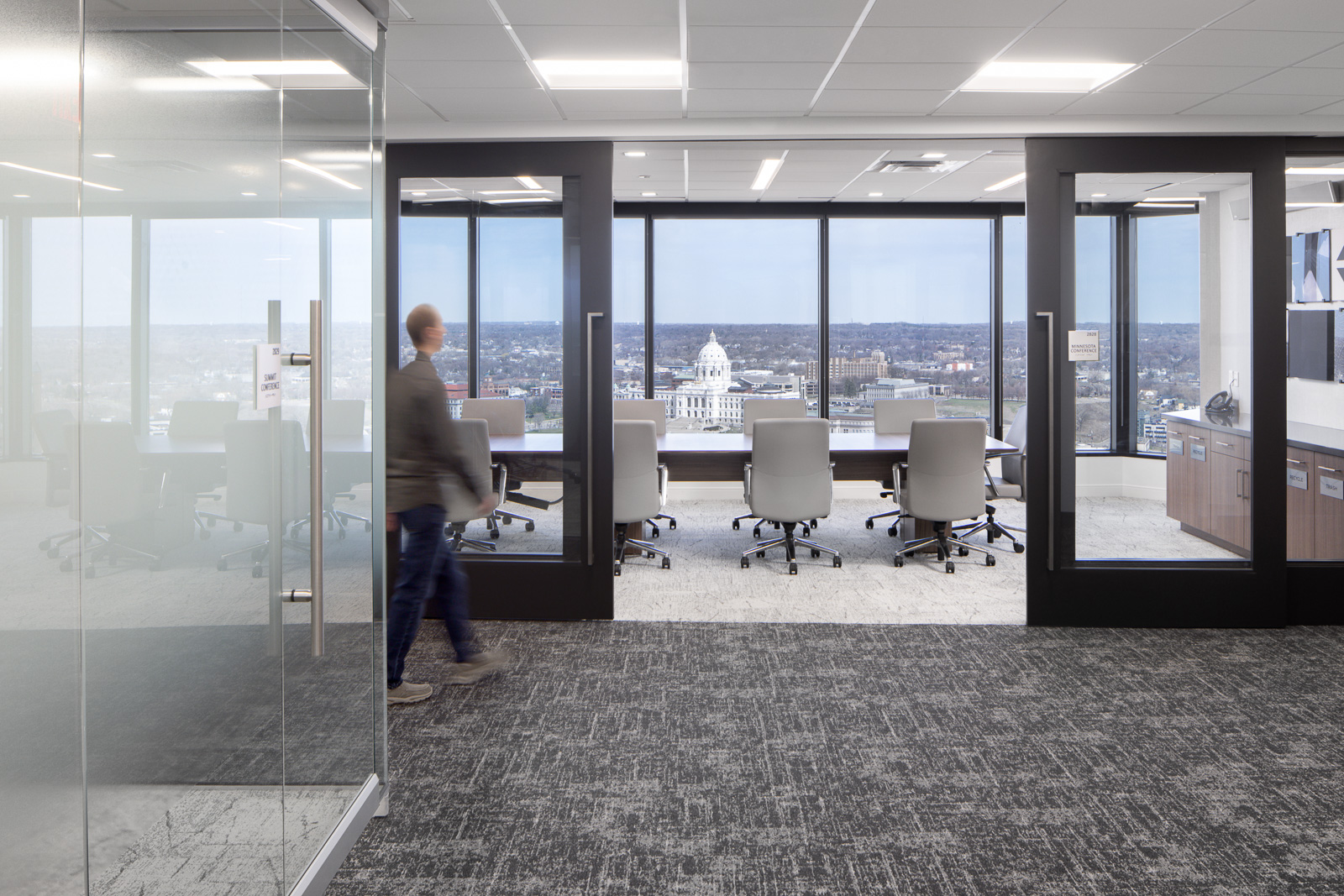 Larson King - NELSON Worldwide